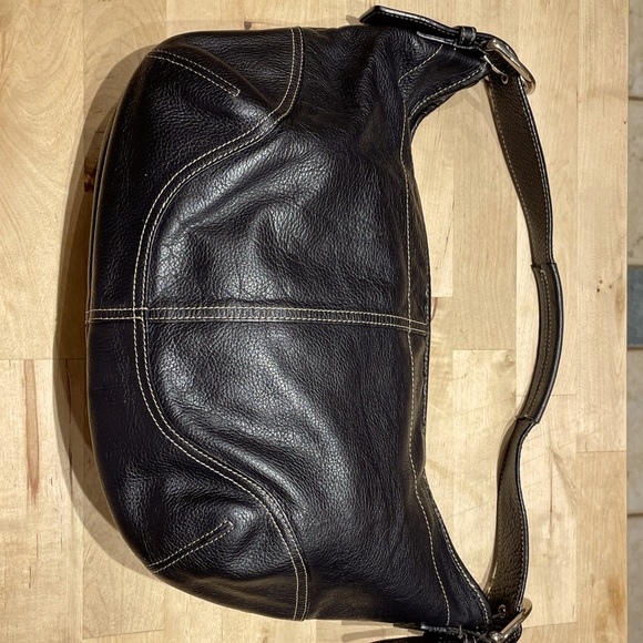 Danier | Bags | Danier Leather Bagpurse In Black | Poshmark
